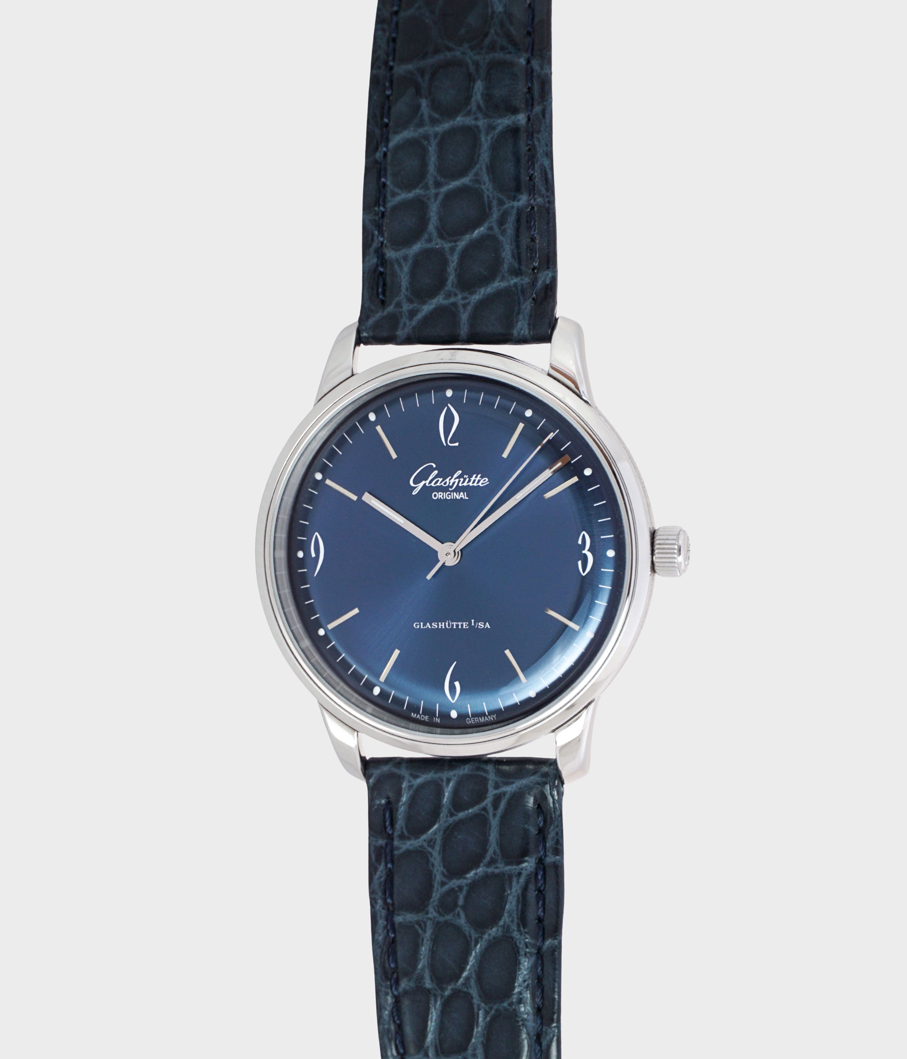 Glashutte Original Sixties Blue Steel 39mm 1-39-52-06-02-04 ...
